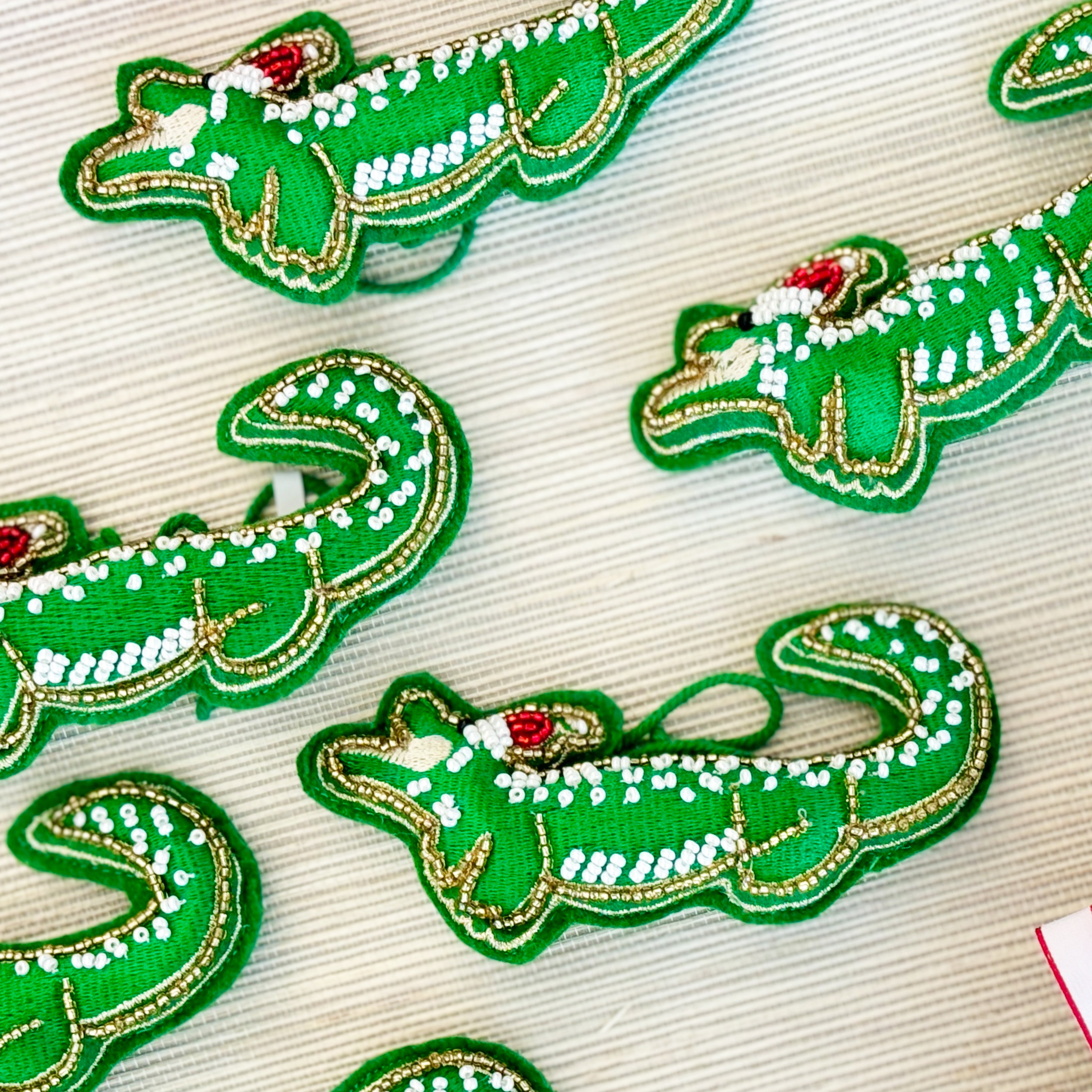 Beaded Alligator Ornament – Biscuit Home
